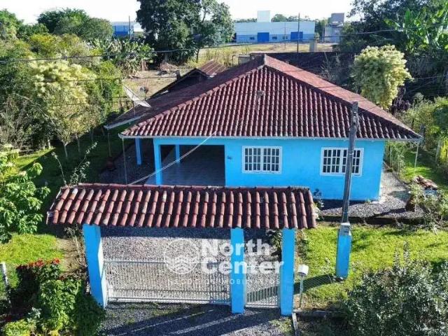 Casa / Sobrado para Locação em Araquari/SC Areias Pequenas 3 Quartos