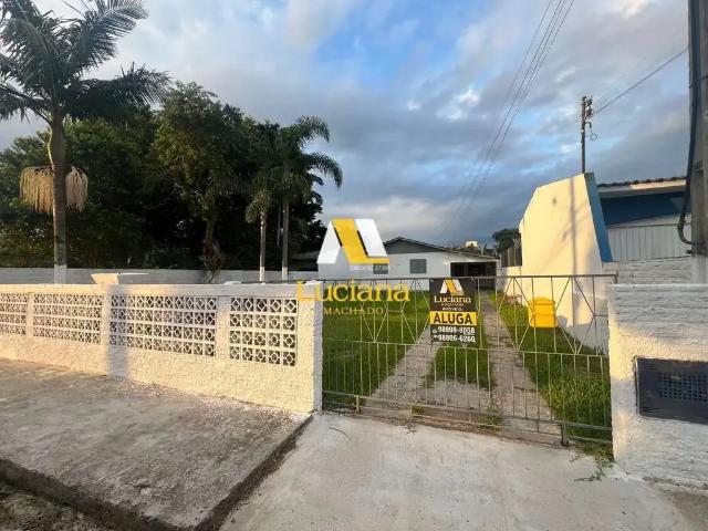 Casa / Sobrado para Locação em Araranguá/SC Coloninha 4 Quartos