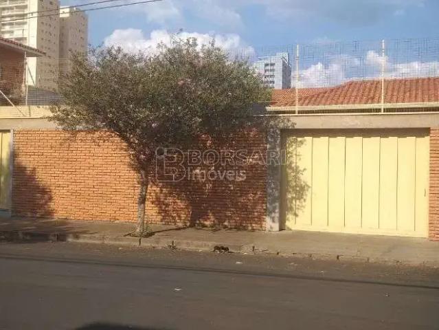 Casa / Sobrado para Locação em Araraquara/SP Centro 3 Quartos