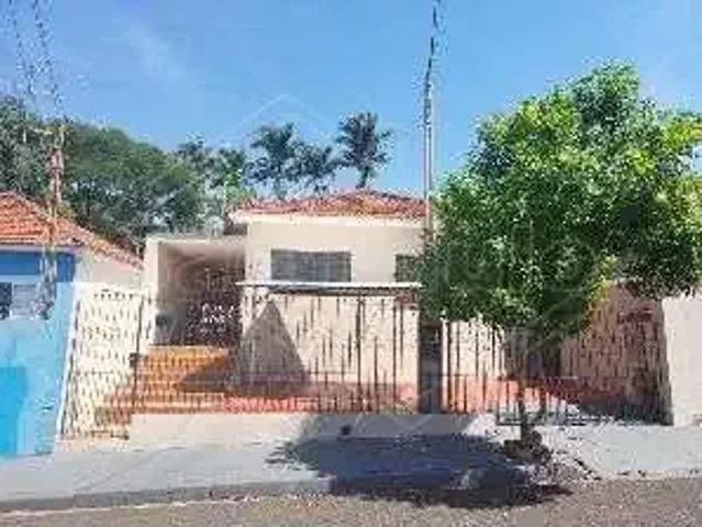 Casa / Sobrado para Locação em Araraquara/SP Centro 3 Quartos