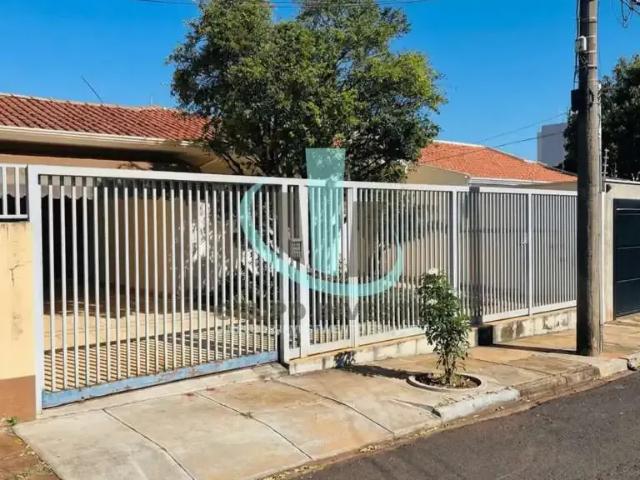 Casa / Sobrado para Locação em Araraquara/SP Centro 3 Quartos