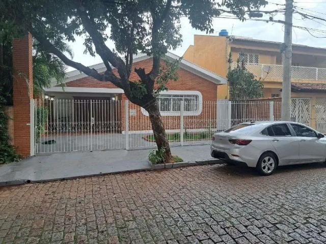 Casa / Sobrado para Locação em Araraquara/SP Centro 3 Quartos