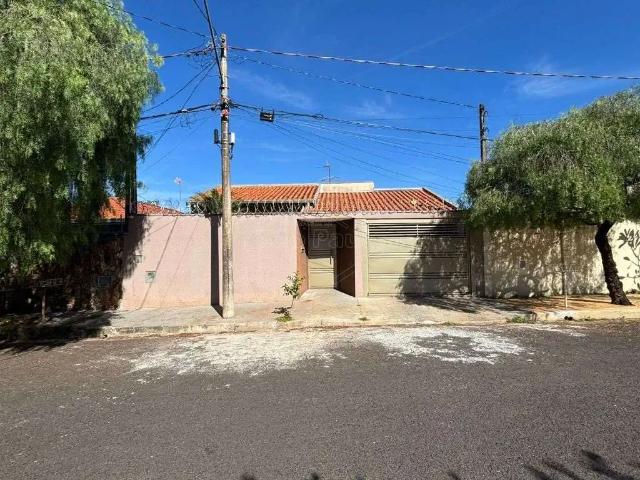 Casa / Sobrado para Locação em Araraquara/SP Jardim Botânico 3 Quartos