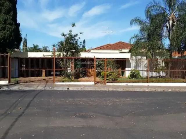 Casa / Sobrado para Locação em Araraquara/SP Jardim Primavera 4 Quartos
