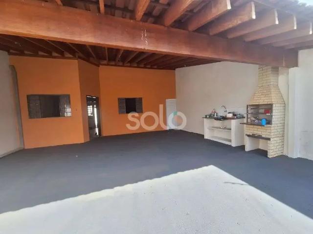 Casa / Sobrado para Locação em Araraquara/SP Parque Igaçaba 2 Quartos
