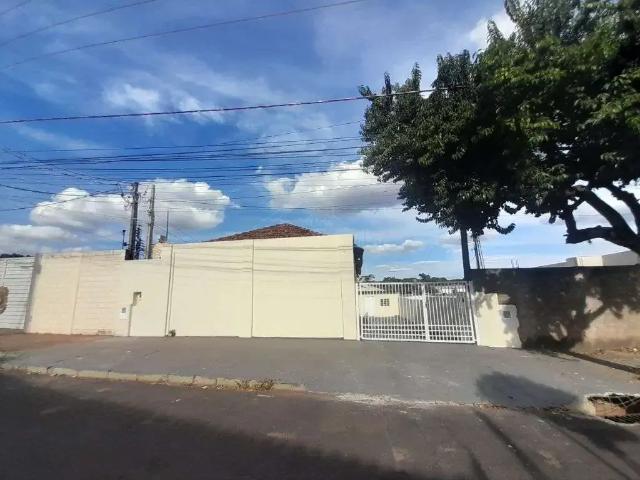 Casa / Sobrado para Locação em Araraquara/SP Vila Ferroviária 3 Quartos