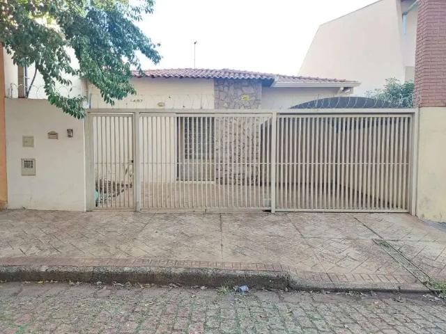 Casa / Sobrado para Locação em Araraquara/SP Vila Nossa Senhora do Carmo 3 Quartos
