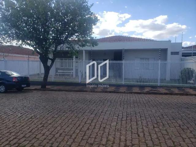 Casa / Sobrado para Locação em Araraquara/SP Vila Nossa Senhora do Carmo 3 Quartos