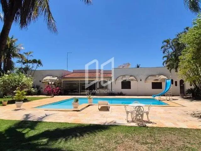 Casa / Sobrado para Locação em Araraquara/SP Vila Sedenho 5 Quartos