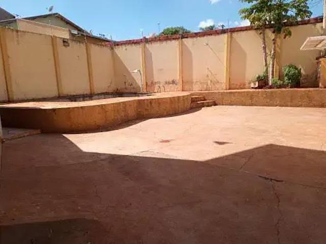 Casa / Sobrado para Locação em Araraquara/SP Vila Suconasa 3 Quartos