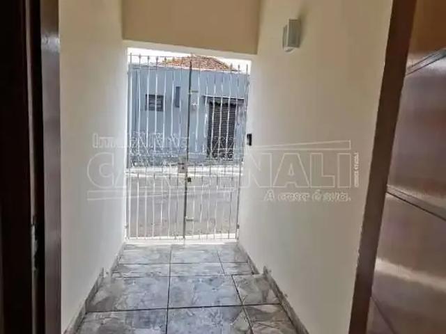 Casa / Sobrado para Locação em Araraquara/SP Vila Xavier Vila Xavier 2 Quartos
