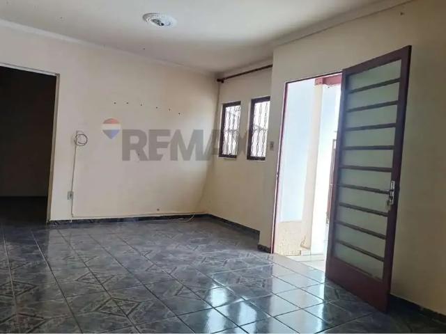 Casa / Sobrado para Locação em Araras/SP Conjunto Habitacional Heitor Villa Lobos 2 Quartos