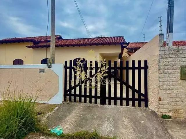 Casa / Sobrado para Locação em Araruama/RJ Japão 2 Quartos