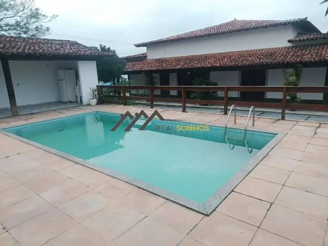 Casa / Sobrado para Locação em Araruama/RJ Praça da Bandeira