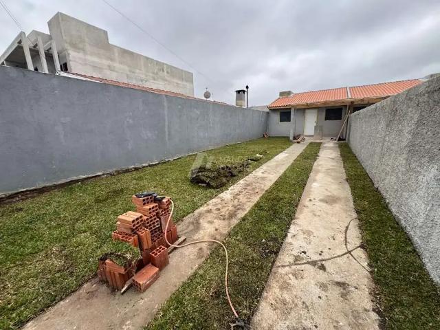 Casa / Sobrado para Locação em Araucária/PR Fazenda Velha 2 Quartos
