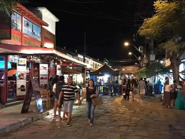 Casa / Sobrado para Locação em Armação dos Búzios/RJ Centro Mangue 3 Quartos