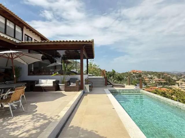 Casa / Sobrado para Locação em Armação dos Búzios/RJ João Fernandes 4 Quartos