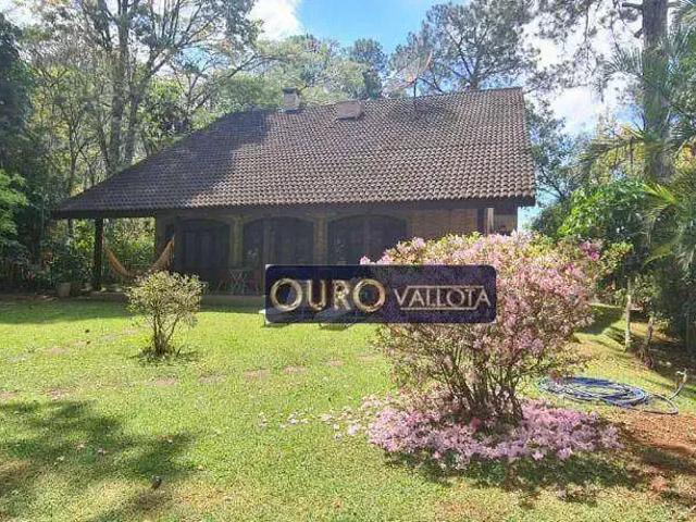 Casa / Sobrado para Locação em Atibaia/SP Mato Dentro 5 Quartos