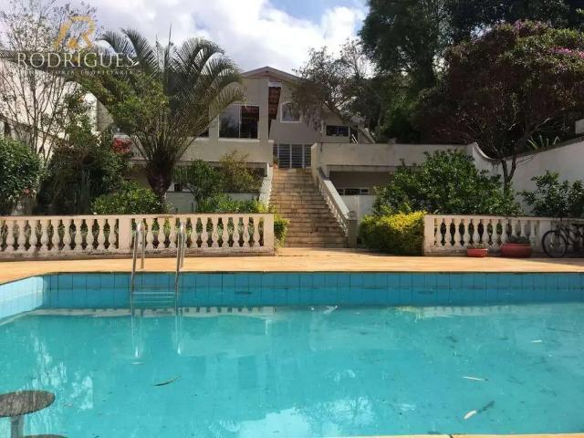 Casa / Sobrado para Locação em Atibaia/SP Nova Gardênia 10 Quartos