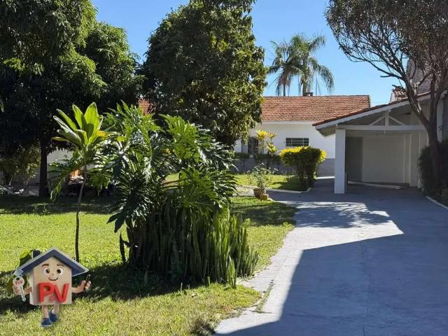 Casa / Sobrado para Locação em Atibaia/SP Alvinópolis 3 Quartos