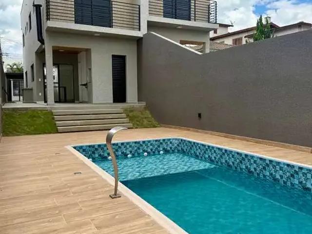 Casa / Sobrado para Locação em Atibaia/SP Itapetinga 3 Quartos