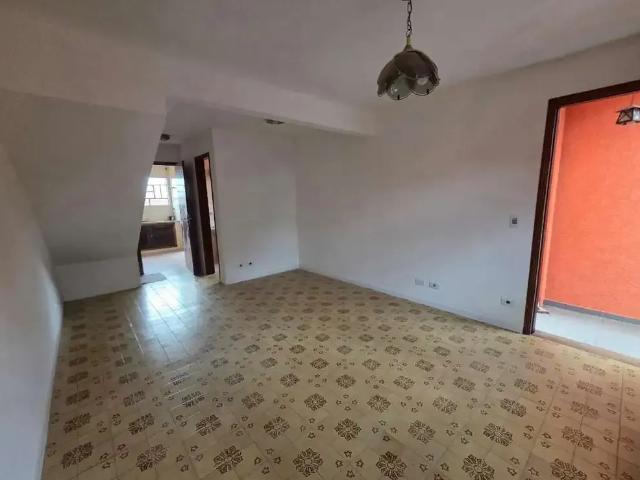 Casa / Sobrado para Locação em Atibaia/SP Jardim Alvinópolis 2 Quartos