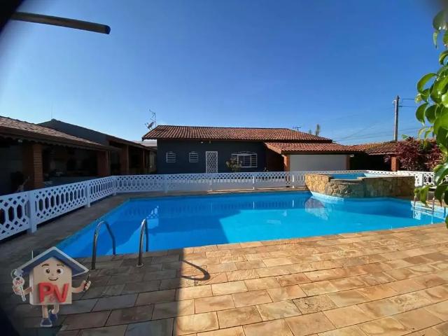 Casa / Sobrado para Locação em Atibaia/SP Jardim Alvinópolis 3 Quartos
