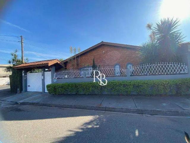 Casa / Sobrado para Locação em Atibaia/SP Jardim Alvinópolis 3 Quartos