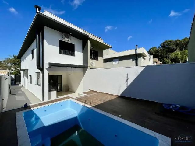 Casa / Sobrado para Locação em Atibaia/SP Jardim do Lago 3 Quartos