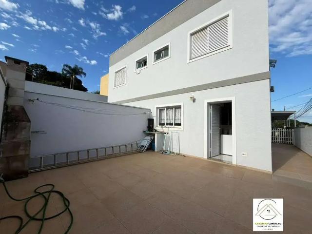 Casa / Sobrado para Locação em Atibaia/SP Jardim dos Pinheiros 3 Quartos