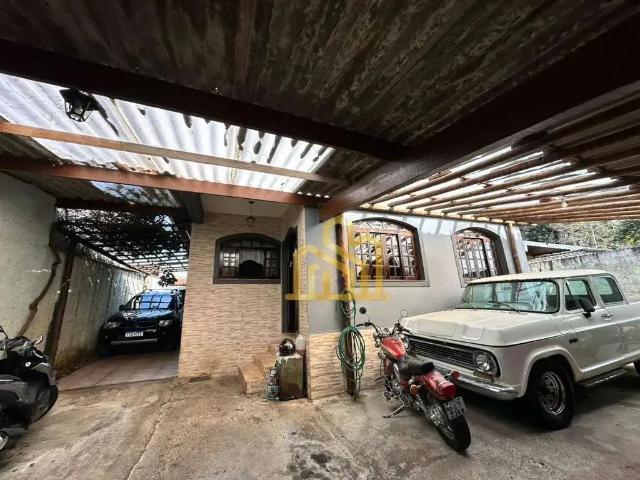 Casa / Sobrado para Locação em Atibaia/SP Jardim dos Pinheiros 4 Quartos
