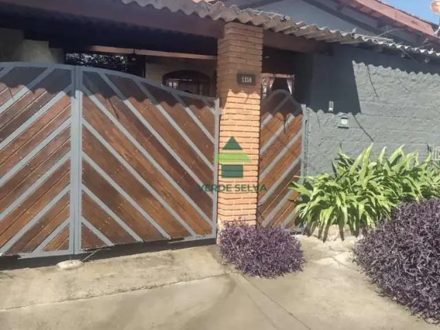 Casa / Sobrado para Locação em Atibaia/SP Jardim dos Pinheiros 4 Quartos