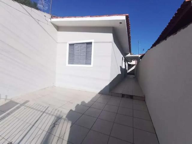 Casa / Sobrado para Locação em Atibaia/SP Jardim Imperial 2 Quartos