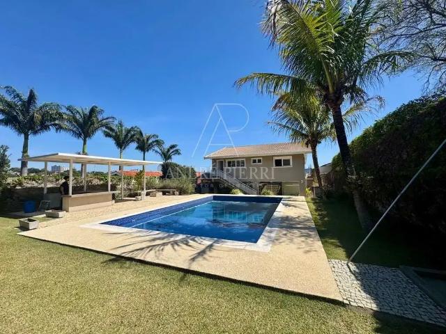 Casa / Sobrado para Locação em Atibaia/SP Jardim Itaperi 4 Quartos