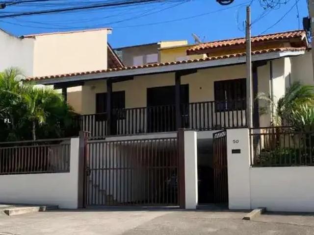 Casa / Sobrado para Locação em Atibaia/SP Jardim Maristela 3 Quartos