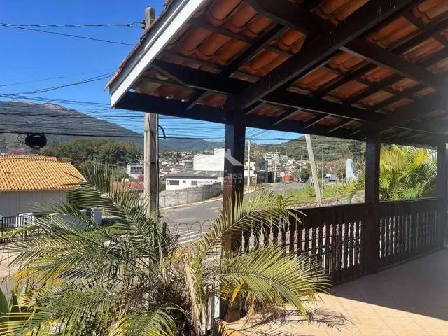 Casa / Sobrado para Locação em Atibaia/SP Jardim Maristela 3 Quartos