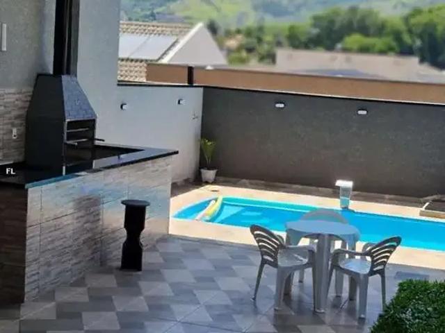 Casa / Sobrado para Locação em Atibaia/SP Jardim Maristela 4 Quartos