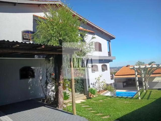 Casa / Sobrado para Locação em Atibaia/SP Jardim Paulista 4 Quartos