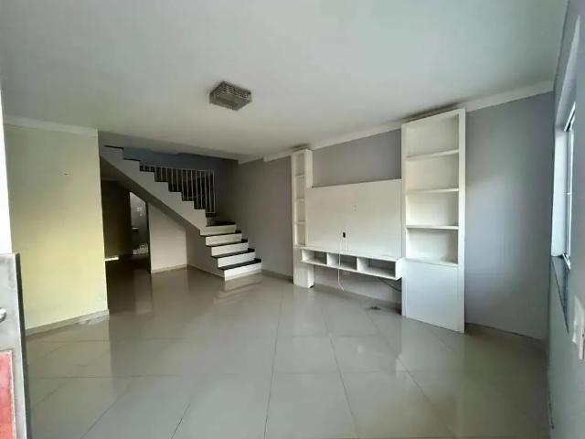 Casa / Sobrado para Locação em Atibaia/SP Jardim Paulista 3 Quartos