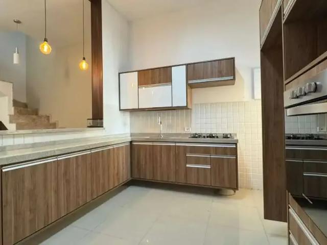 Casa / Sobrado para Locação em Atibaia/SP Jardim Paulista 3 Quartos