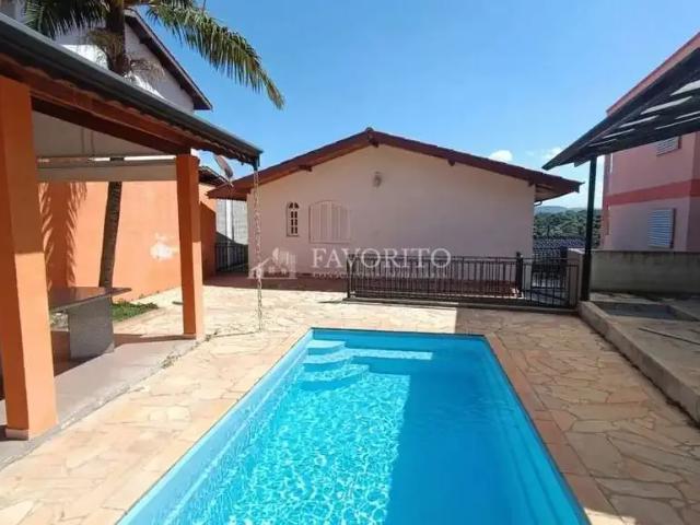 Casa / Sobrado para Locação em Atibaia/SP Jardim Paulista 3 Quartos