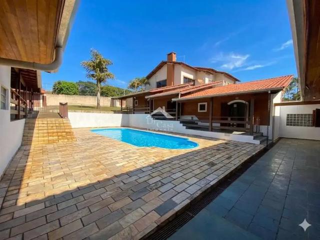 Casa / Sobrado para Locação em Atibaia/SP Jardim Residencial Santa Luiza 3 Quartos