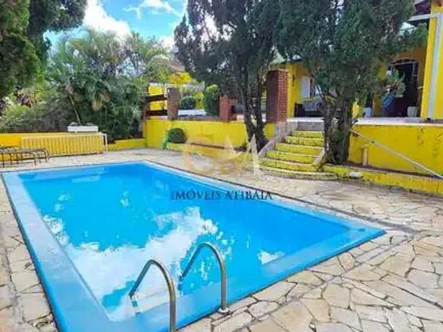 Casa / Sobrado para Locação em Atibaia/SP Jardim Shangri Lá 2 Quartos