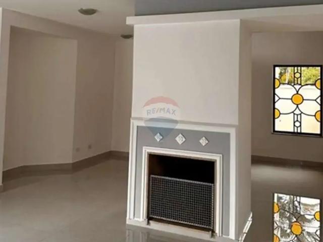 Casa / Sobrado para Locação em Atibaia/SP Jardim Siriema 3 Quartos