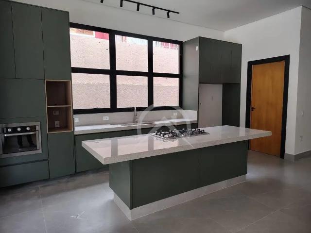 Casa / Sobrado para Locação em Atibaia/SP Panorama Parque Residencial 4 Quartos