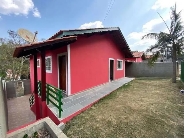 Casa / Sobrado para Locação em Atibaia/SP Portão 2 Quartos