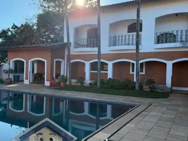 Casa / Sobrado para Locação em Atibaia/SP Vila Giglio 5 Quartos