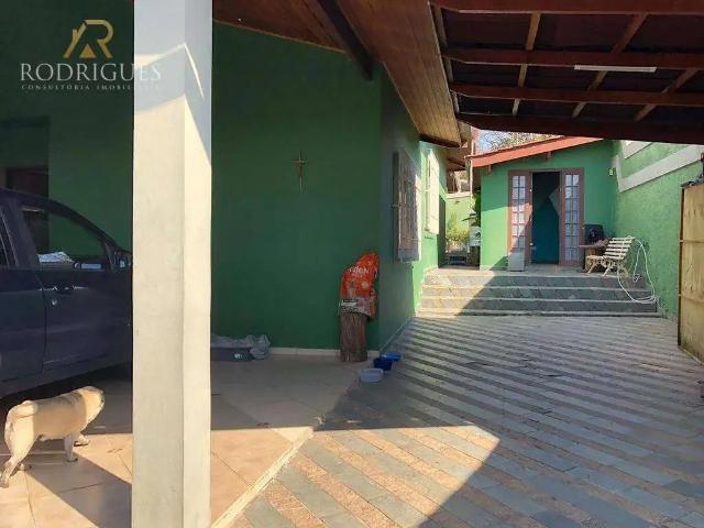 Casa / Sobrado para Locação em Atibaia/SP Vila Loanda 4 Quartos