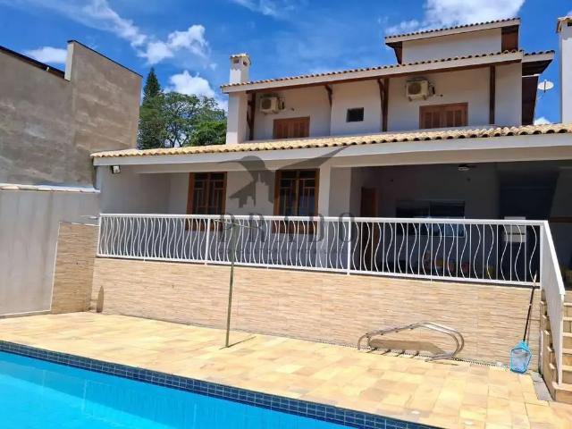 Casa / Sobrado para Locação em Atibaia/SP Vila Santista 3 Quartos