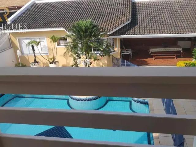 Casa / Sobrado para Locação em Atibaia/SP Vila Santista 6 Quartos